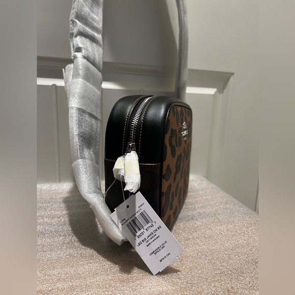 Coach | Bags | Coach Jamie Camera Bag In Signature Canvas With Leopard ...